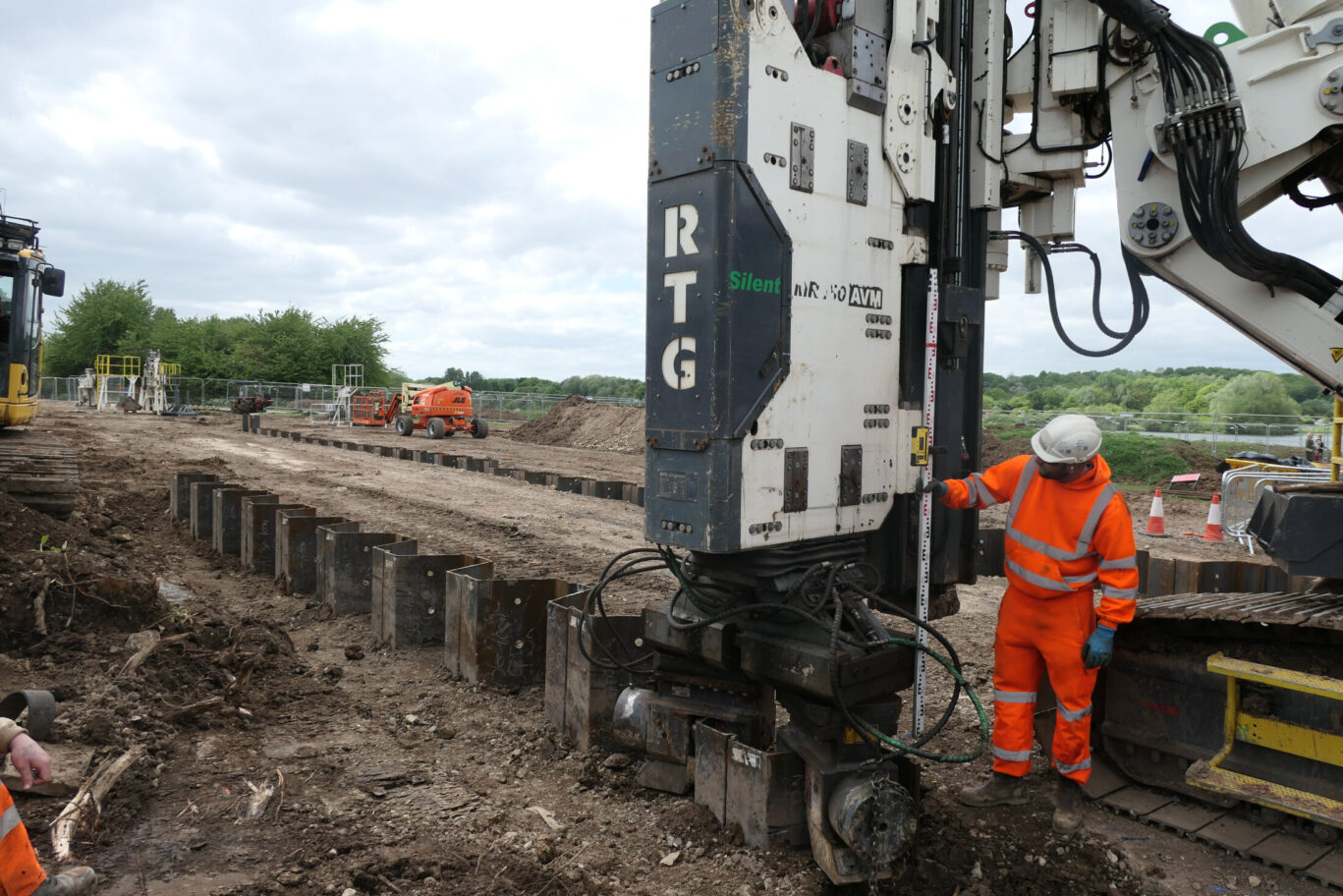 Vibration & Impact Driving Solutions | Ivor King - The Piling People