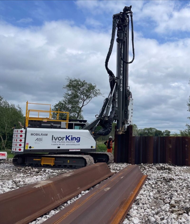 Leader Rig Mounted Hydro-Press System Benefits | Ivor King