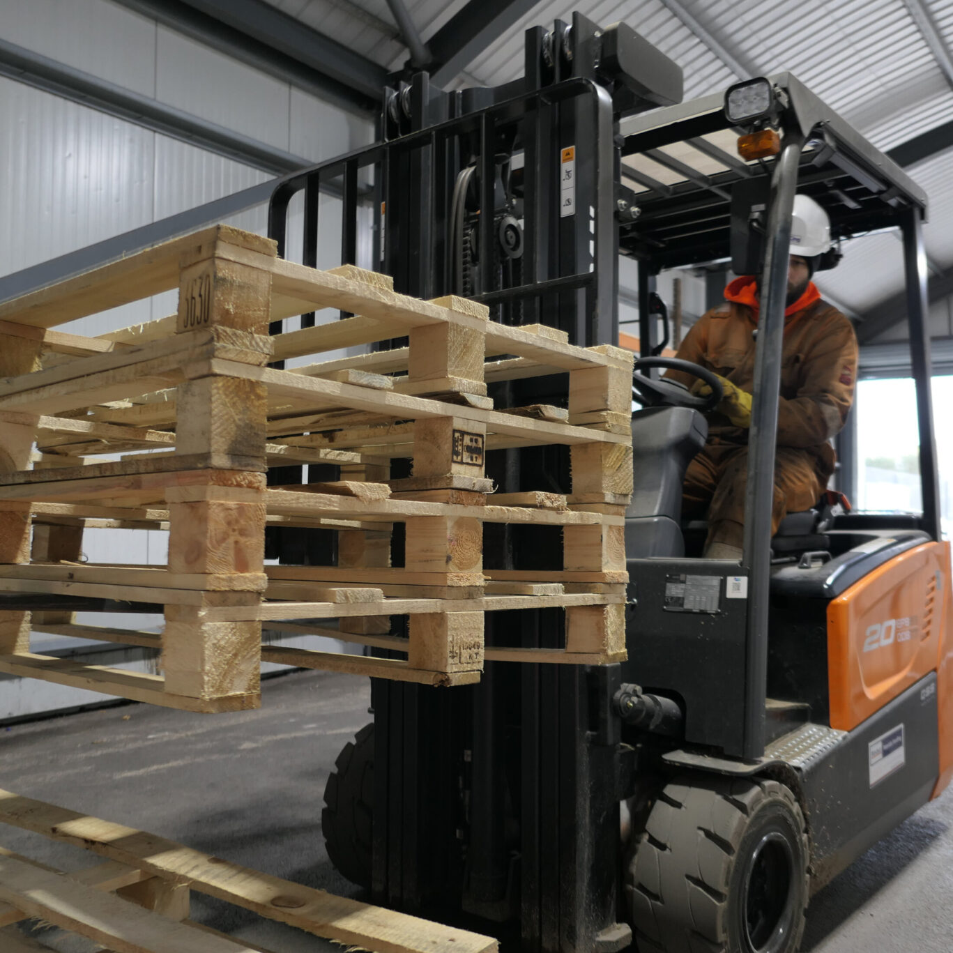 Contact Us - CPCS & NPORS Training & Testing | Ivor King Training