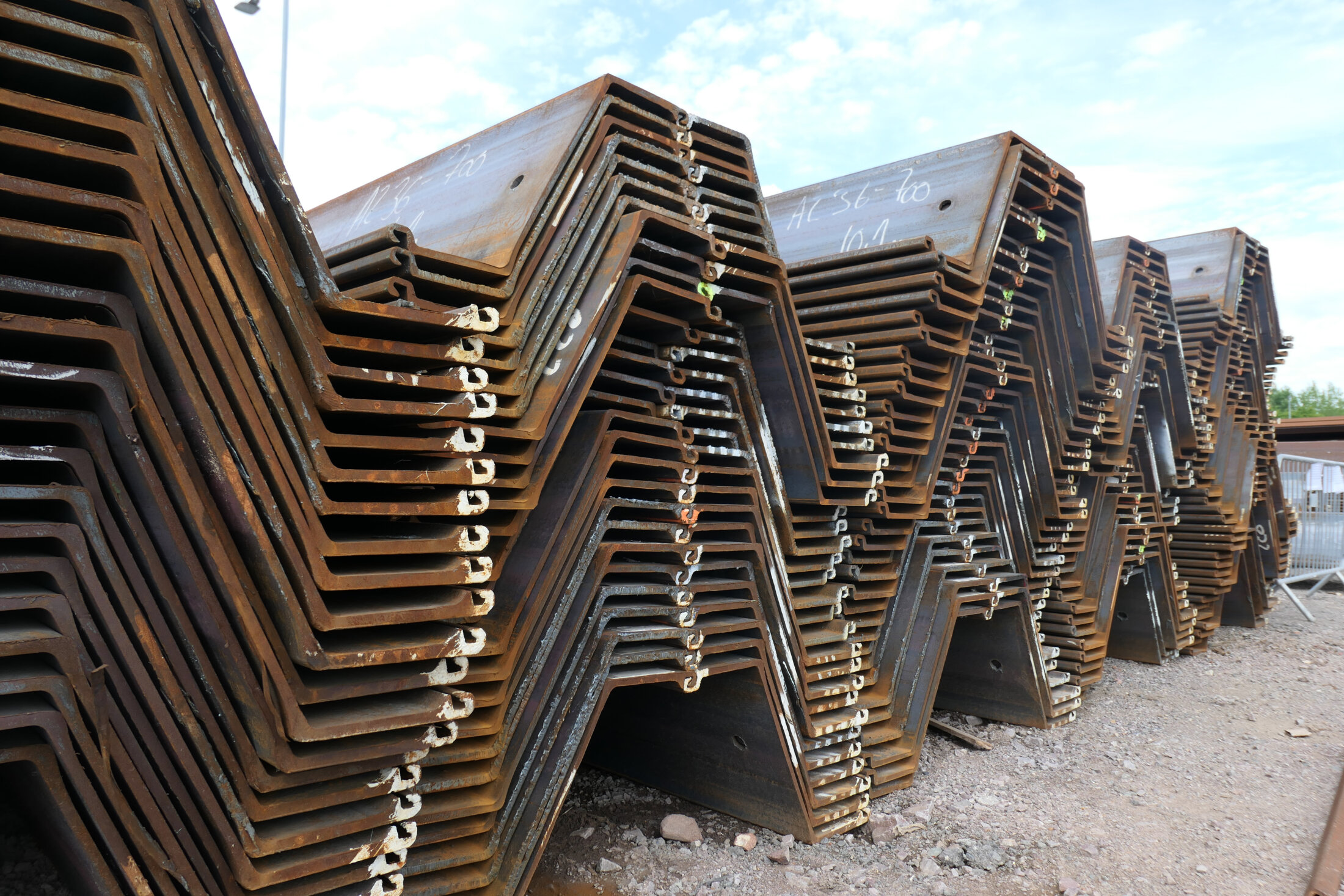 King Post Walls | Ivor King - The Piling People